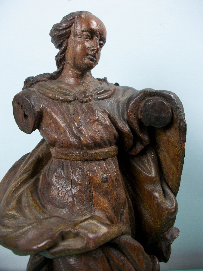 C17th Italian Carved Oak Statue of the Virgin Mary/Madonna