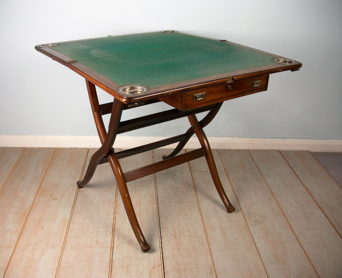 Mahogany Campaign Folding Card / Games Table