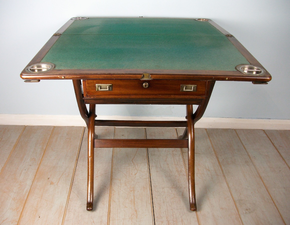 Mahogany Campaign Folding Card / Games Table